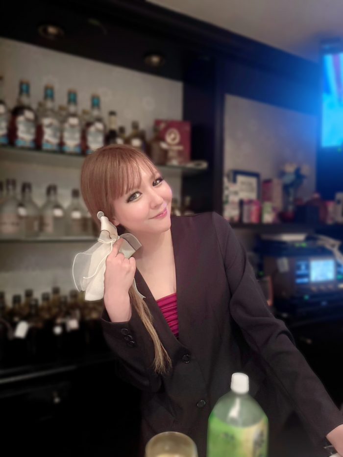 網戸 | PRETTY WOMAN
